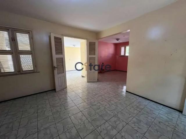 Casa / Sobrado Comercial para Venda em Fortaleza/CE Joaquim Távora