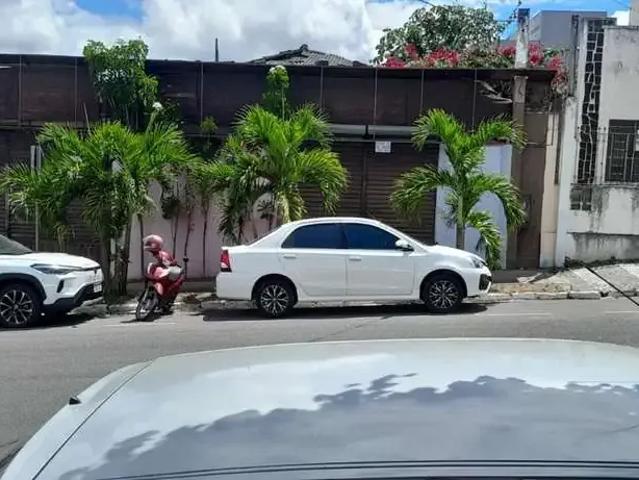 Casa / Sobrado Comercial para Venda em Feira de Santana/BA Centro 4 Quartos