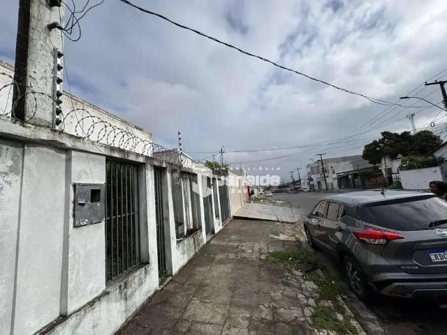 Casa / Sobrado Comercial para Venda em Feira de Santana/BA Queimadinha