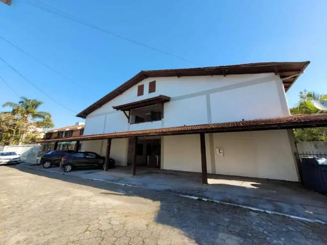 Casa / Sobrado Comercial para Venda em Florianópolis/SC Cachoeira do Bom Jesus