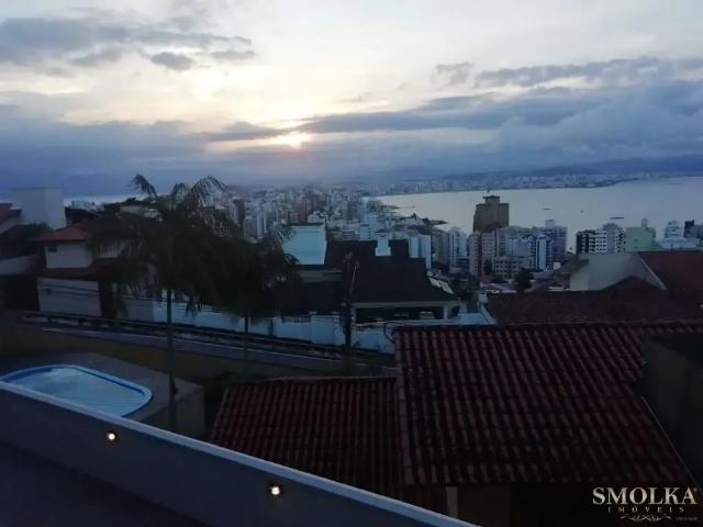 Casa / Sobrado Comercial para Venda em Florianópolis/SC Centro 4 Quartos