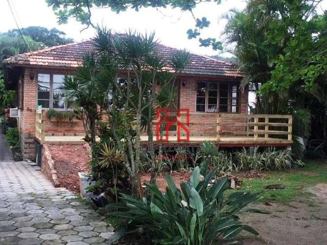 Casa / Sobrado Comercial para Venda em Florianópolis/SC Sambaqui 10 Quartos