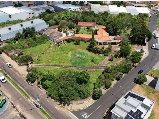 Casa / Sobrado Comercial para Venda em Franca/SP Jardim São Francisco 8 Quartos