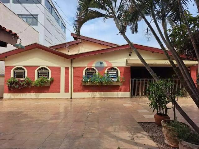 Casa / Sobrado Comercial para Venda em Indaiatuba/SP Centro 3 Quartos