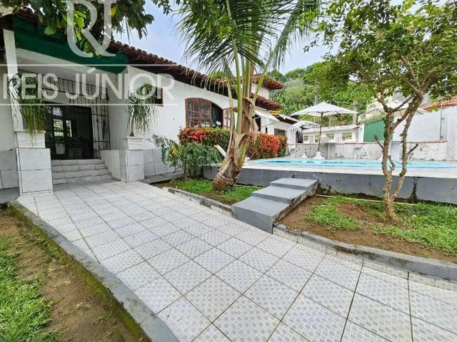 Casa / Sobrado Comercial para Venda em Ilhéus/BA Boa Vista 22 Quartos