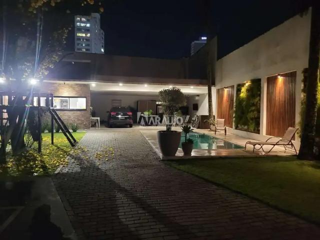 Casa / Sobrado Comercial para Venda em Itajaí/SC Centro 2 Quartos