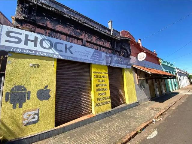 Casa / Sobrado Comercial para Venda em Itapuí/SP Centro 3 Quartos