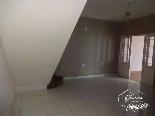 Casa / Sobrado Comercial para Venda em Itapuí/SP Bica De Pedra 2 Quartos