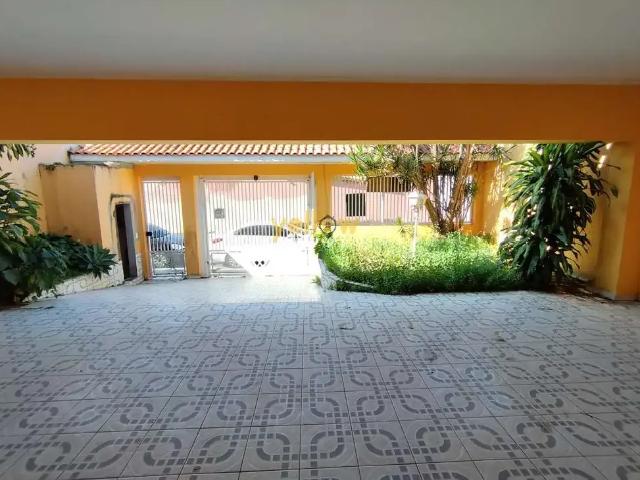 Casa / Sobrado Comercial para Venda em Itaquaquecetuba/SP Vila Virgínia 3 Quartos