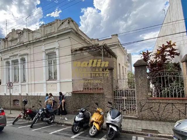 Casa / Sobrado Comercial para Venda em Itatiba/SP Centro