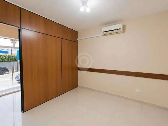 Casa / Sobrado Comercial para Venda em Itatiba/SP Vila Santa Clara