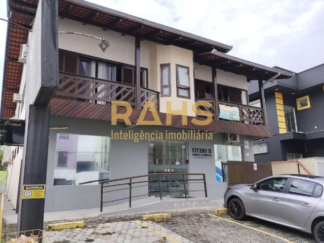 Casa / Sobrado Comercial para Venda em Joinville/SC Costa e Silva 3 Quartos