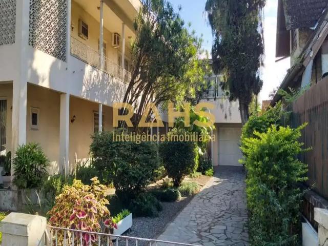 Casa / Sobrado Comercial para Venda em Joinville/SC Centro 2 Quartos