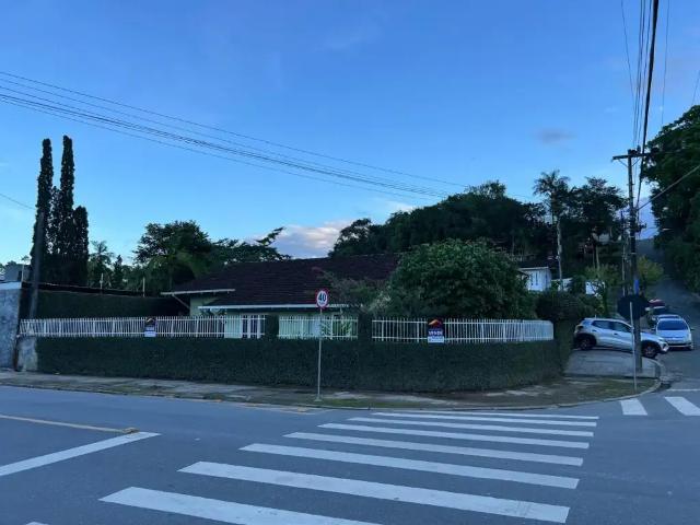 Casa / Sobrado Comercial para Venda em Joinville/SC Anita Garibaldi