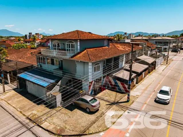 Casa / Sobrado Comercial para Venda em Joinville/SC Aventureiro 12 Quartos