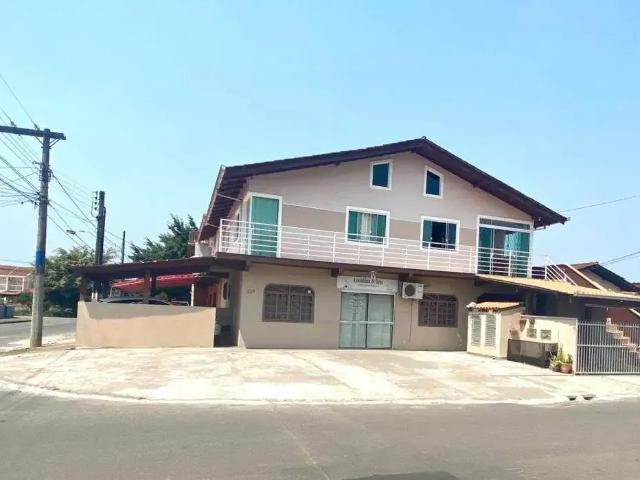 Casa / Sobrado Comercial para Venda em Joinville/SC Aventureiro