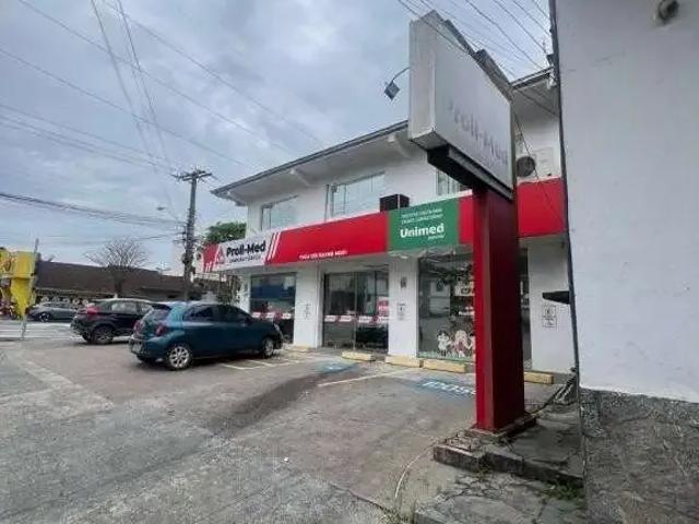 Casa / Sobrado Comercial para Venda em Joinville/SC Iririú