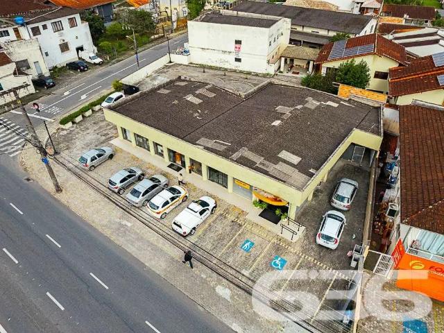 Casa / Sobrado Comercial para Venda em Joinville/SC Iririú 2 Quartos