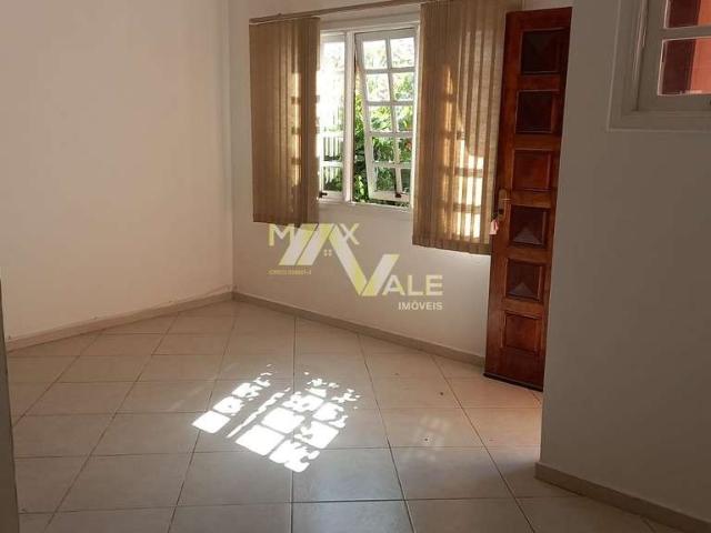 Casa / Sobrado Comercial para Venda em Jacareí/SP Jardim Califórnia 2 Quartos