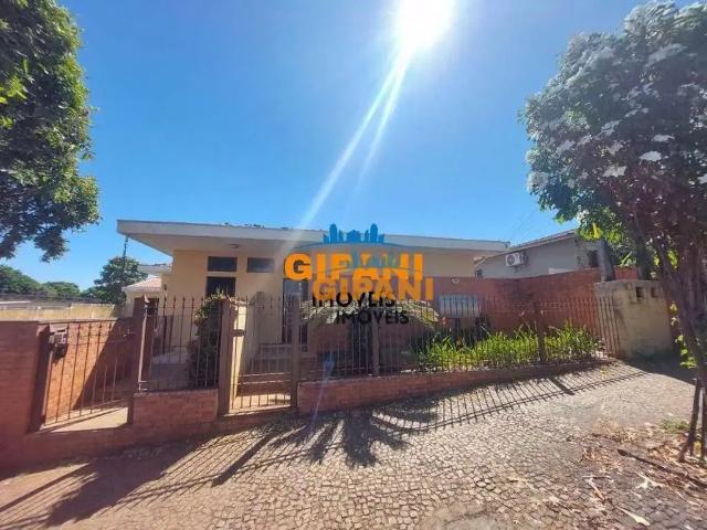 Casa / Sobrado Comercial para Venda em Jaguariúna/SP Centro 4 Quartos