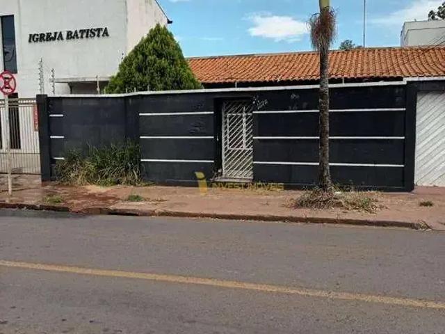 Casa / Sobrado Comercial para Venda em Londrina/PR Antares 3 Quartos