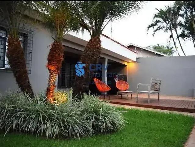 Casa / Sobrado Comercial para Venda em Londrina/PR Bancários 10 Quartos