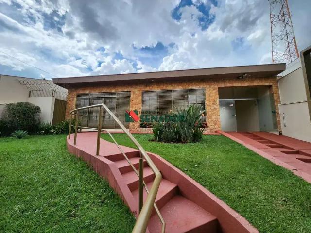 Casa / Sobrado Comercial para Venda em Londrina/PR Jardim Shangri la 3 Quartos