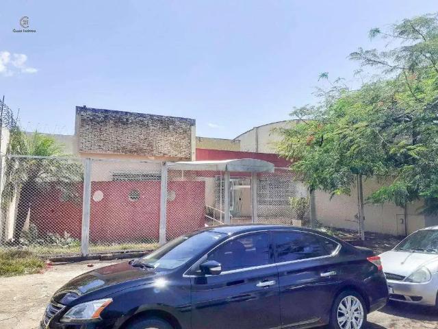 Casa / Sobrado Comercial para Venda em Londrina/PR Jardim Shangri la 3 Quartos
