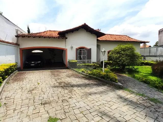 Casa / Sobrado Comercial para Venda em Mogi das Cruzes/SP Vila Oliveira 3 Quartos
