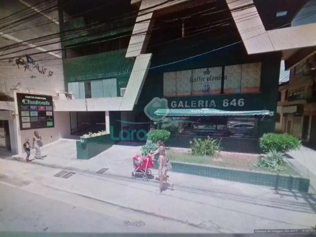 Casa / Sobrado Comercial para Venda em Macaé/RJ Centro