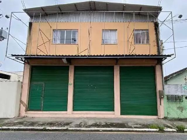Casa / Sobrado Comercial para Venda em Macaé/RJ Centro
