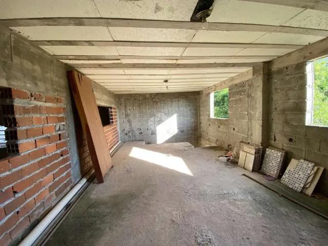 Casa / Sobrado Comercial para Venda em Mairiporã/SP Barreiro