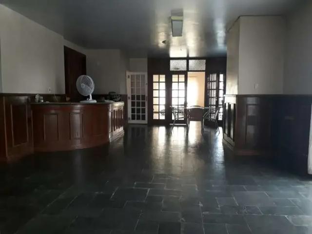 Casa / Sobrado Comercial para Venda em Manaus/AM Flores 5 Quartos