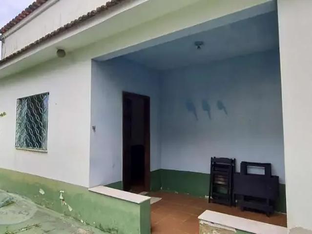 Casa / Sobrado Comercial para Venda em Maricá/RJ Centro 4 Quartos