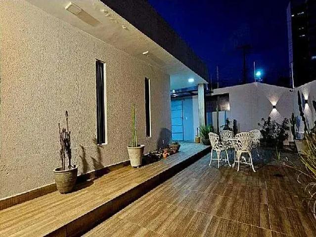 Casa / Sobrado Comercial para Venda em Natal/RN Barro Vermelho