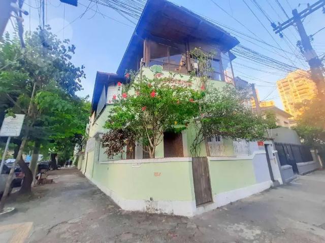 Casa / Sobrado Comercial para Venda em Niterói/RJ Centro 2 Quartos