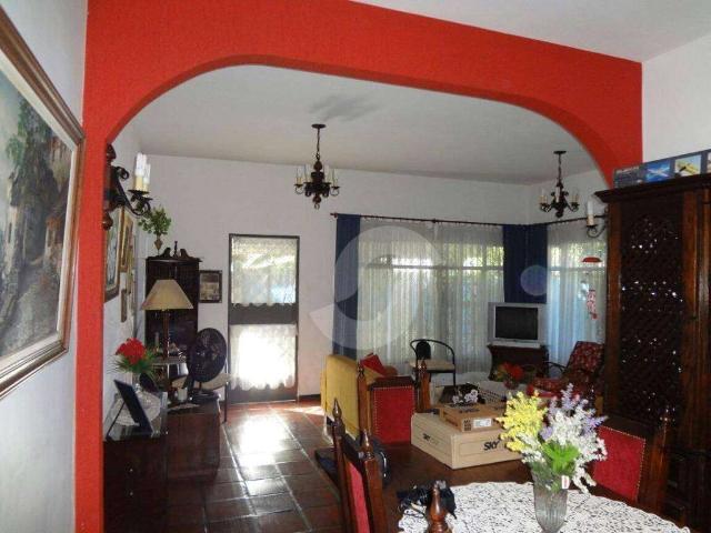 Casa / Sobrado Comercial para Venda em Niterói/RJ São Francisco 6 Quartos