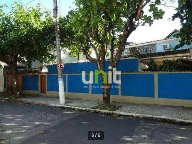 Casa / Sobrado Comercial para Venda em Niterói/RJ São Francisco 6 Quartos