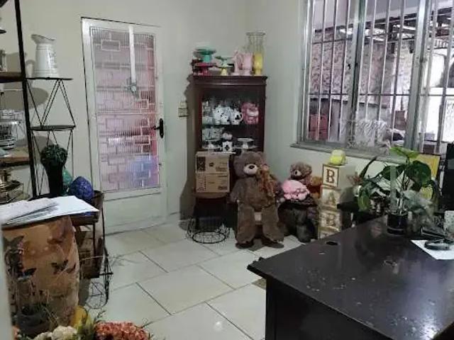 Casa / Sobrado Comercial para Venda em Niterói/RJ Santa Rosa 3 Quartos