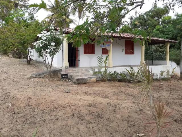 Casa / Sobrado Comercial para Venda em São Miguel dos Milagres/AL Centro 4 Quartos
