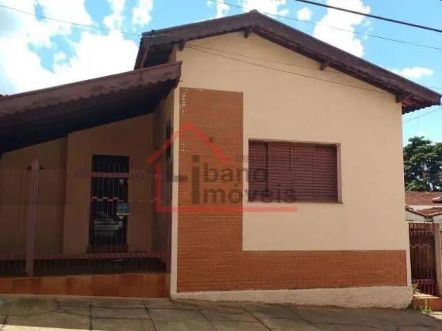 Casa / Sobrado Comercial para Venda em São João da Boa Vista/SP Centro 2 Quartos