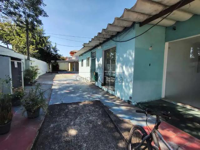 Casa / Sobrado Comercial para Venda em São José dos Campos/SP Jardim Satélite 1 Quartos