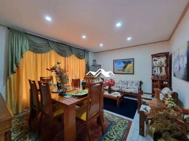Casa / Sobrado Comercial para Venda em São José dos Campos/SP Palmeiras de São José 3 Quartos