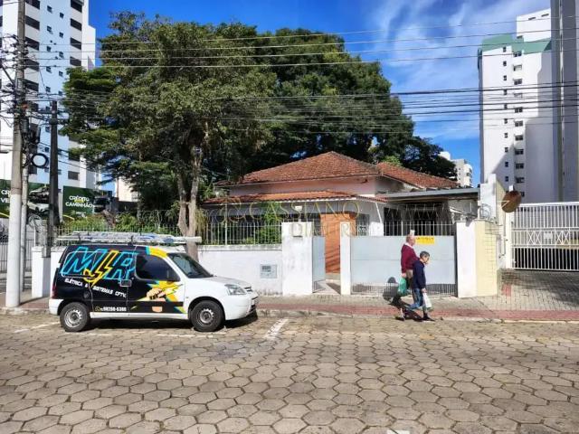 Casa / Sobrado Comercial para Venda em São José dos Campos/SP Vila Adyana