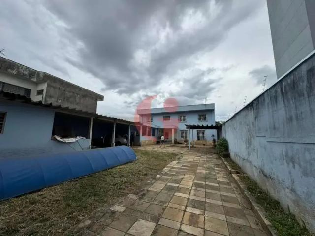 Casa / Sobrado Comercial para Venda em São José dos Campos/SP Vila Maria