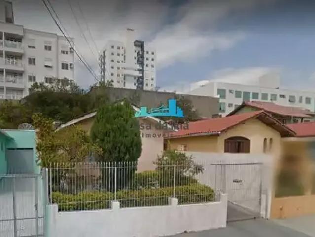 Casa / Sobrado Comercial para Venda em São José/SC Barreiros