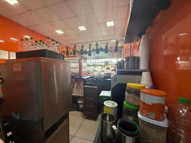Casa / Sobrado Comercial para Venda em São José/SC Kobrasol