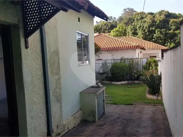 Casa / Sobrado Comercial para Venda em São Paulo/SP Horto Florestal 3 Quartos