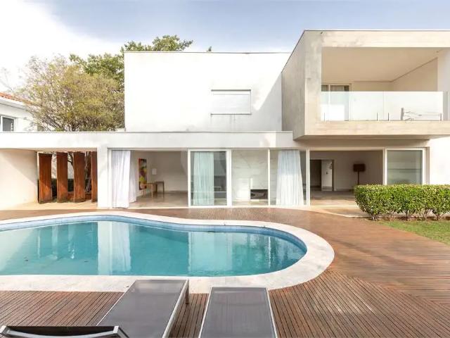 Casa / Sobrado Comercial para Venda em São Paulo/SP Jardim América 4 Quartos