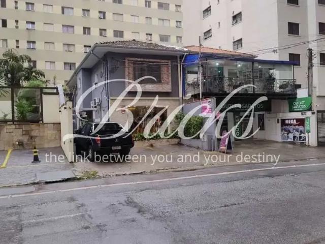 Casa / Sobrado Comercial para Venda em São Paulo/SP Moema